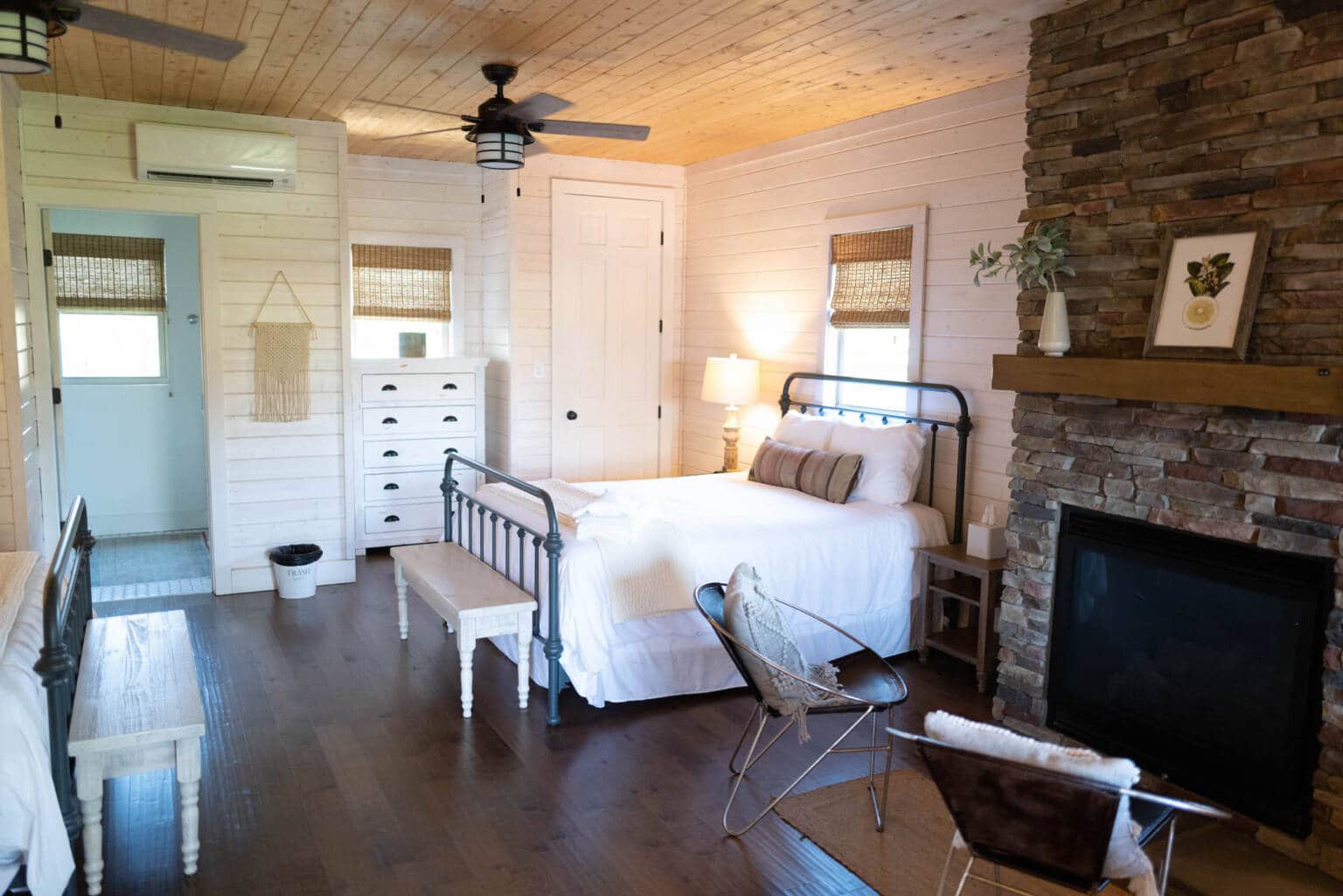Experience | Onsite | Therapy & Wellness Retreats